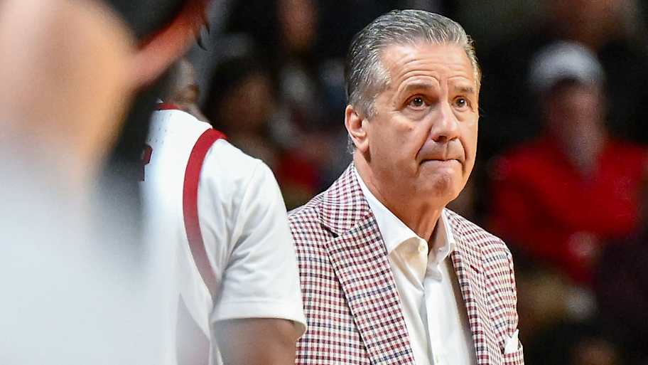 Razorback basketball continues rise in newest AP poll before busy week