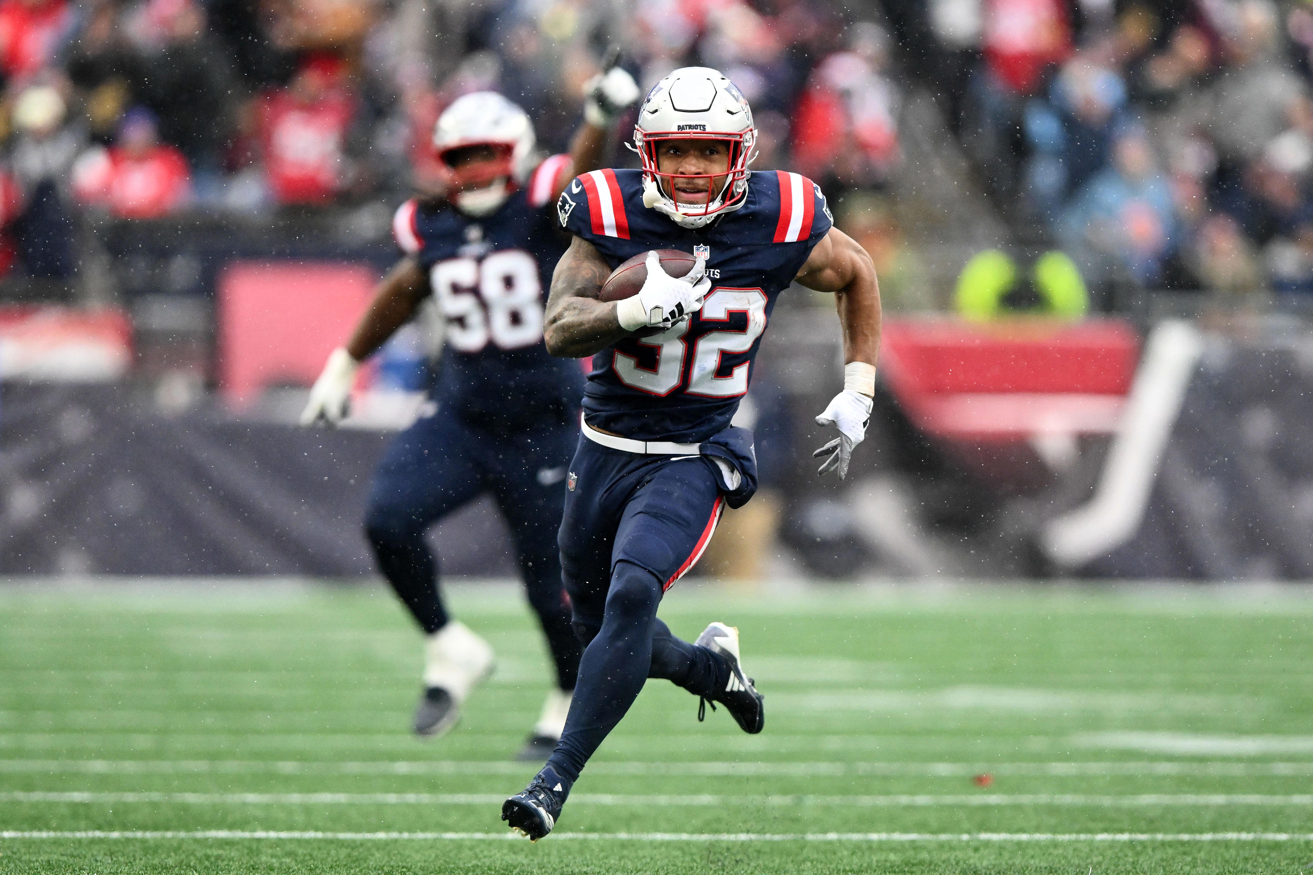 Sunday night football predictions, picks, odds for Ravens vs Patriots