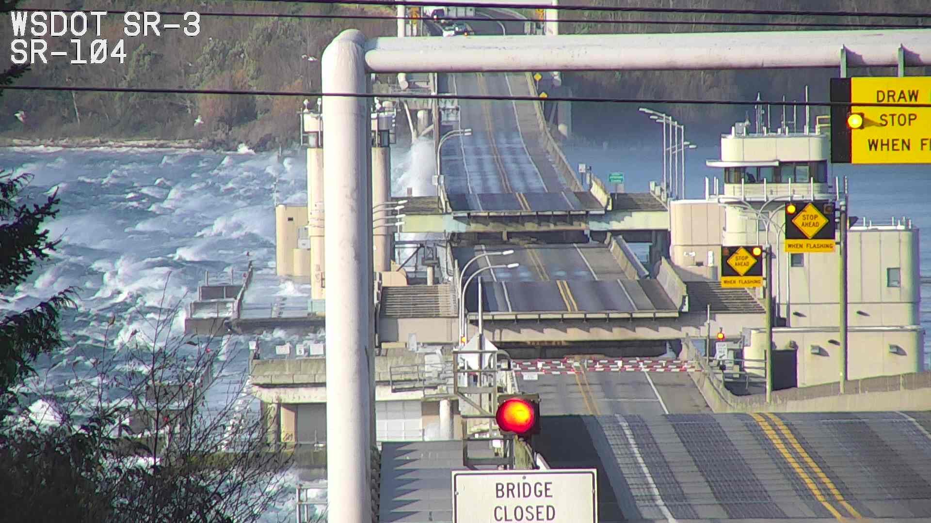 SR 104 at the Hood Canal Bridge reopens after high winds shut down the ...