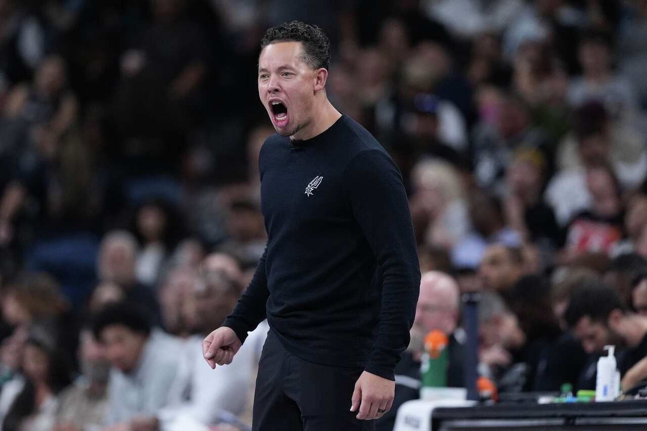 In first season as head coach, Mitch Johnson firmly in control of Spurs