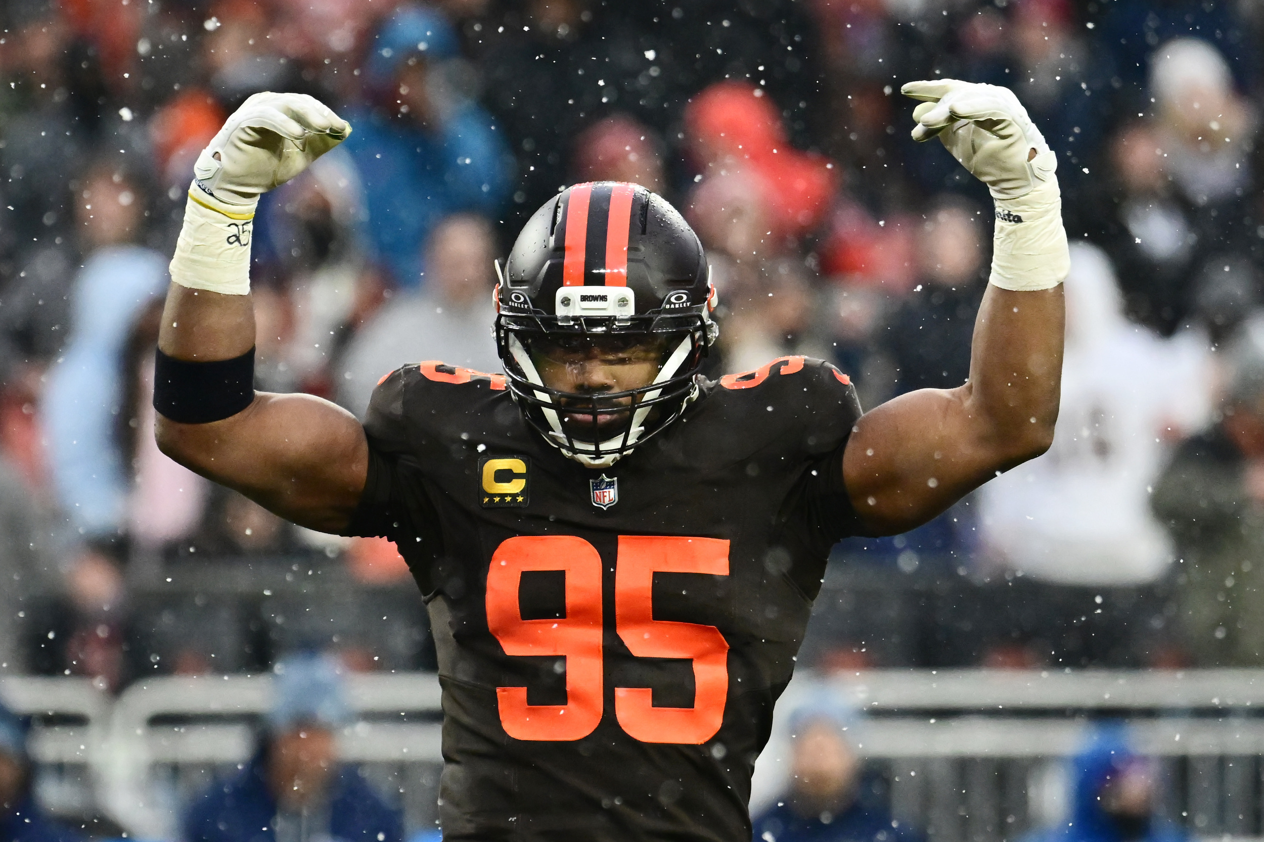 Steelers players have strange confession for Myles Garrett while ...