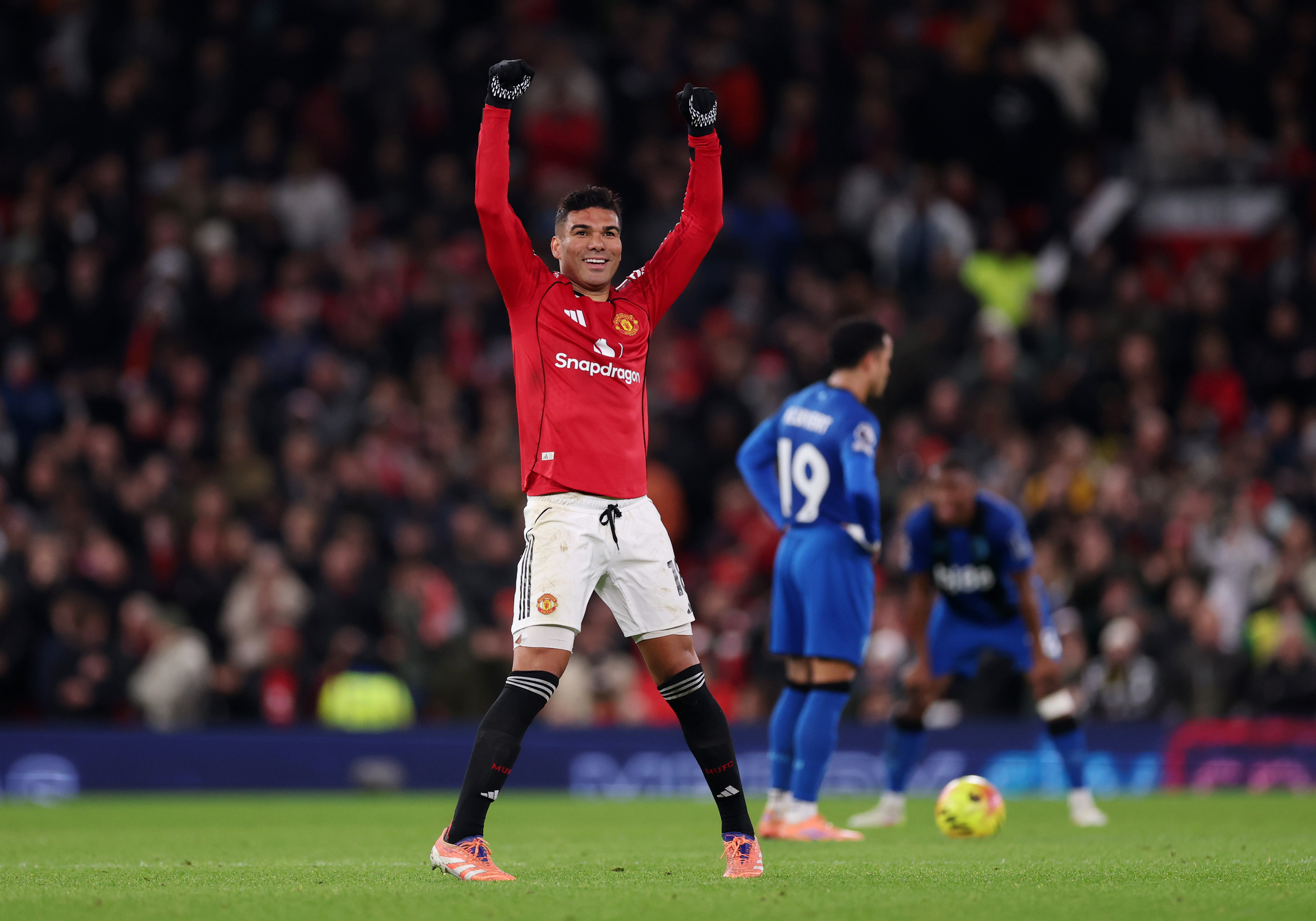 Just in: Man United mainstay confirms he will leave the club this summer