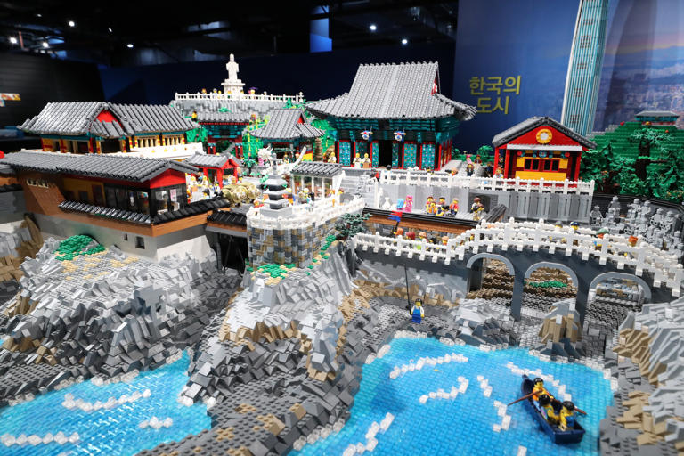 Brickman Cities exhibition debuts Korean landmarks in LEGO at Busan ...