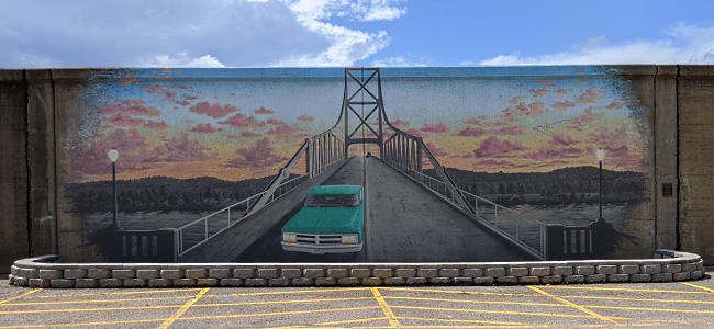 Community honors Silver Bridge collapse victims, 58 years later