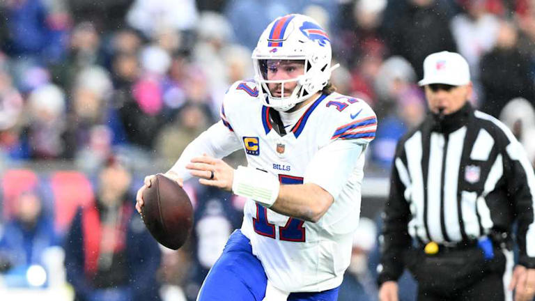 Josh Allen earns high grade for 'ferocious comeback' win over Patriots