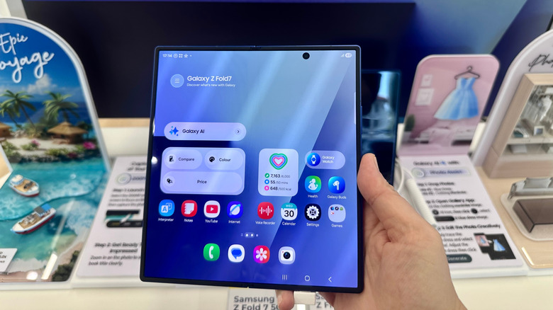 iPhone fold isn't even out yet, but Samsung might already be copying ...