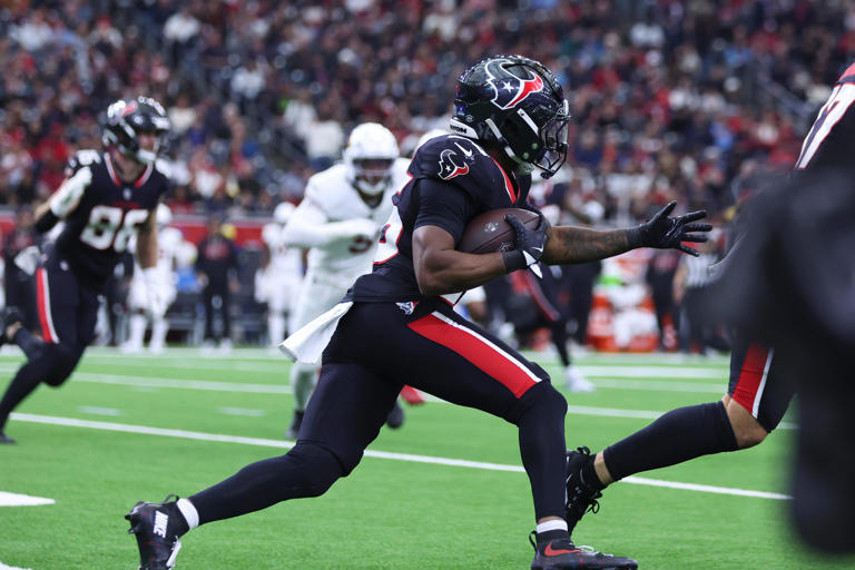 Texans promote Jawhar Jordan from practice squad after breakout game