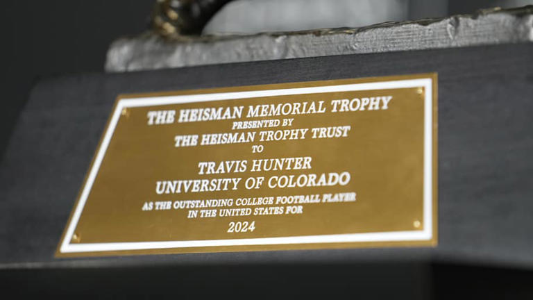 Comparing Fernando Mendoza’s Heisman Trophy win to Travis Hunter's