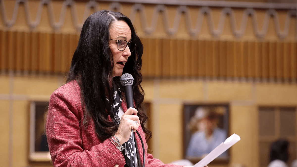 Senator introduces bill to ban fluoride from drinking water