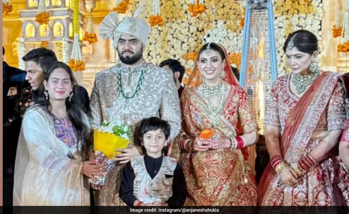 Rs 70 lakh fireworks, grand decor: Wedding video of BJP MLA Golu Shukla ...