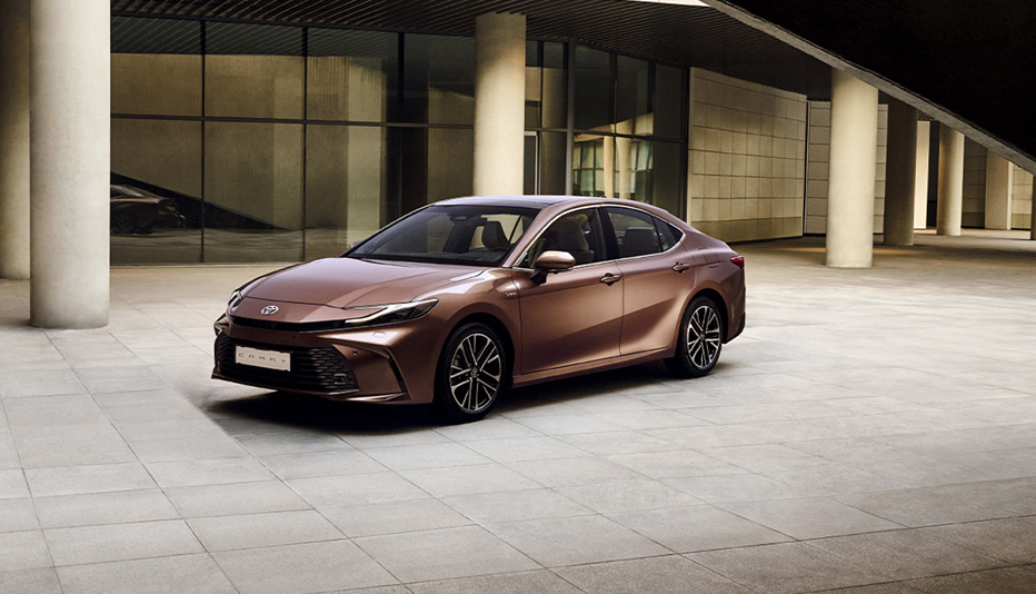 The 2026 Toyota Camry Hybrid just raised the bar—and it’s still ...
