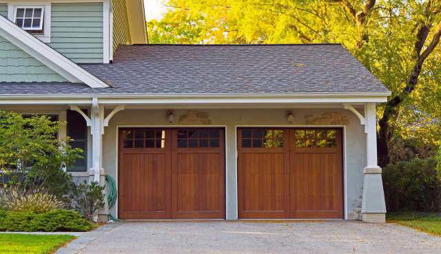 Homeowner shares story after a contractor upgraded their garage for $0 ...