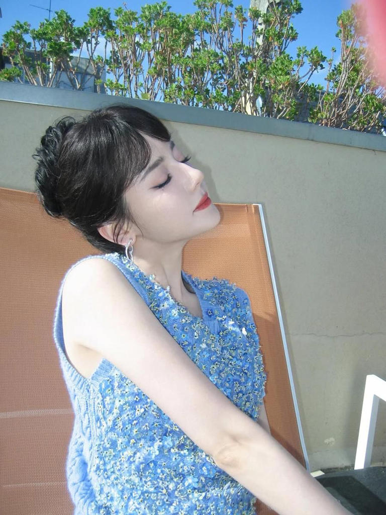 Deretan gaya rambut Dilraba Dilmurat yang chic dan eye-catching