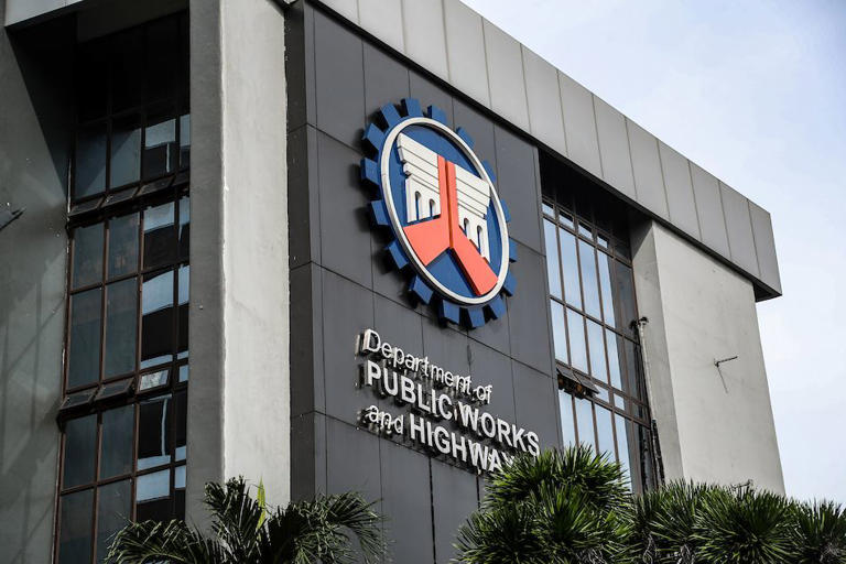 DPWH apologizes, submits new data amid budget impasse