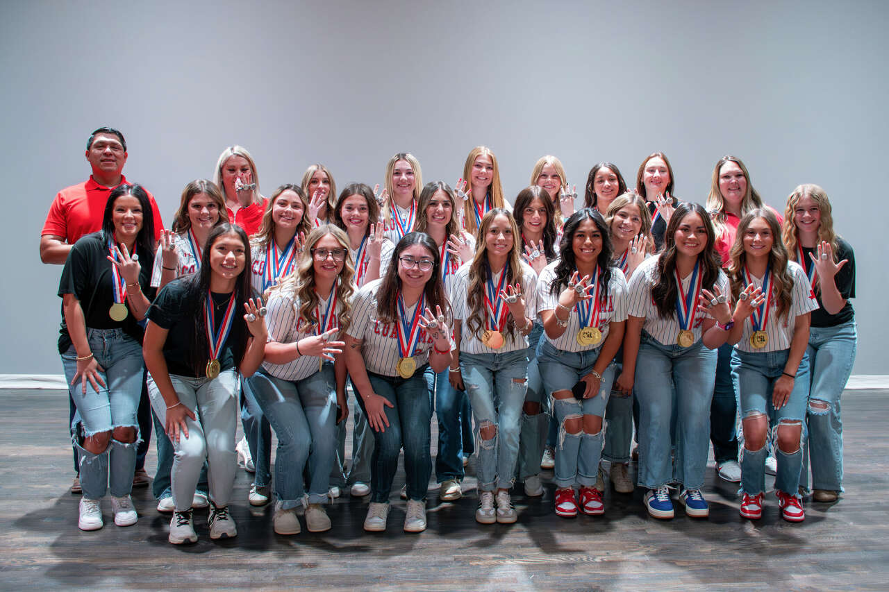 Coahoma softball team receives state championship rings