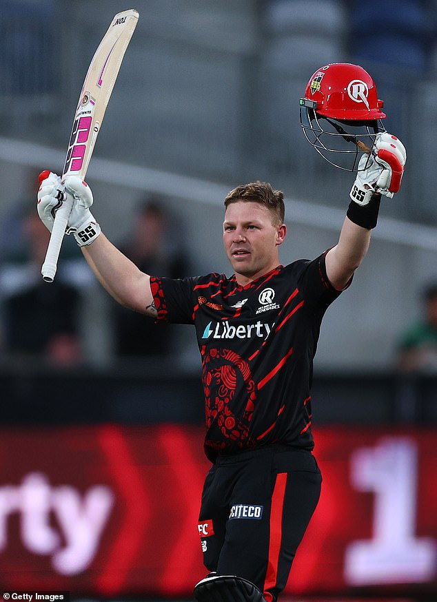 See the Big Bash's biggest overseas star make a shocking debut