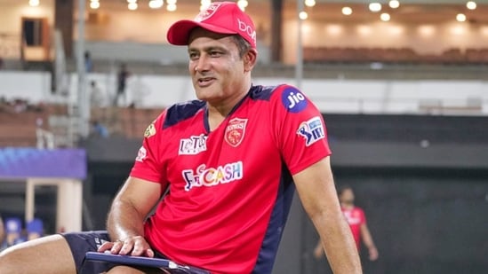 Anil Kumble suggests RCB to go for India all-rounder, hails player's ...