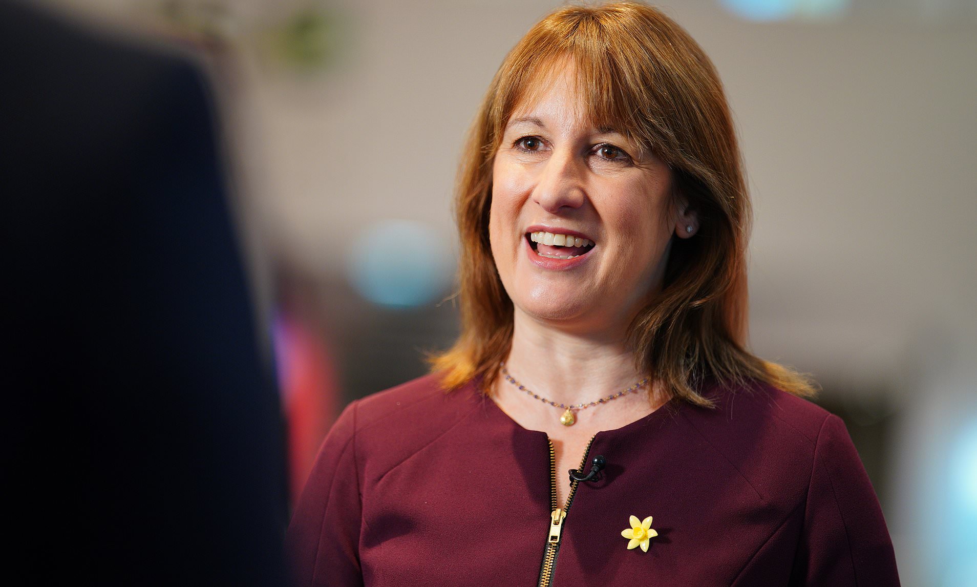 Unemployment rises again but public sector bucks trend with pay rise ...