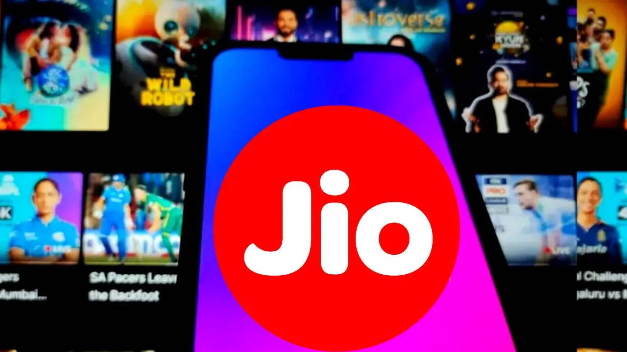 Best Jio Plans With To Watch IPL Auctions 2025 Live For Free On JioHotStar