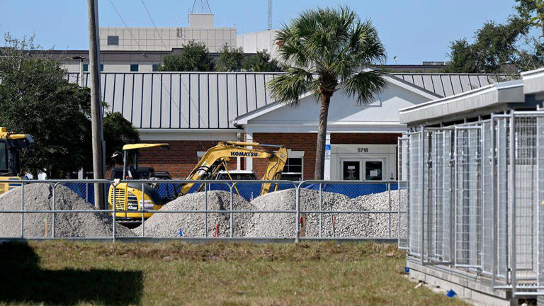 News recap: Manatee County expands animal shelter, but advocates have ...
