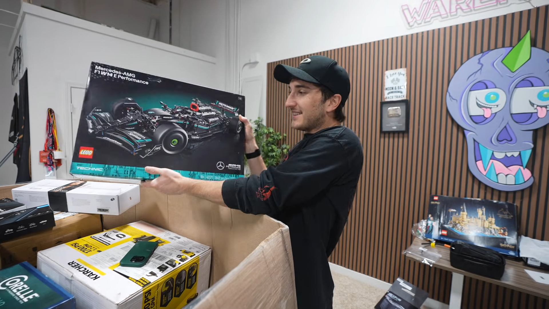 What $7,027 of Amazon returns really looks like