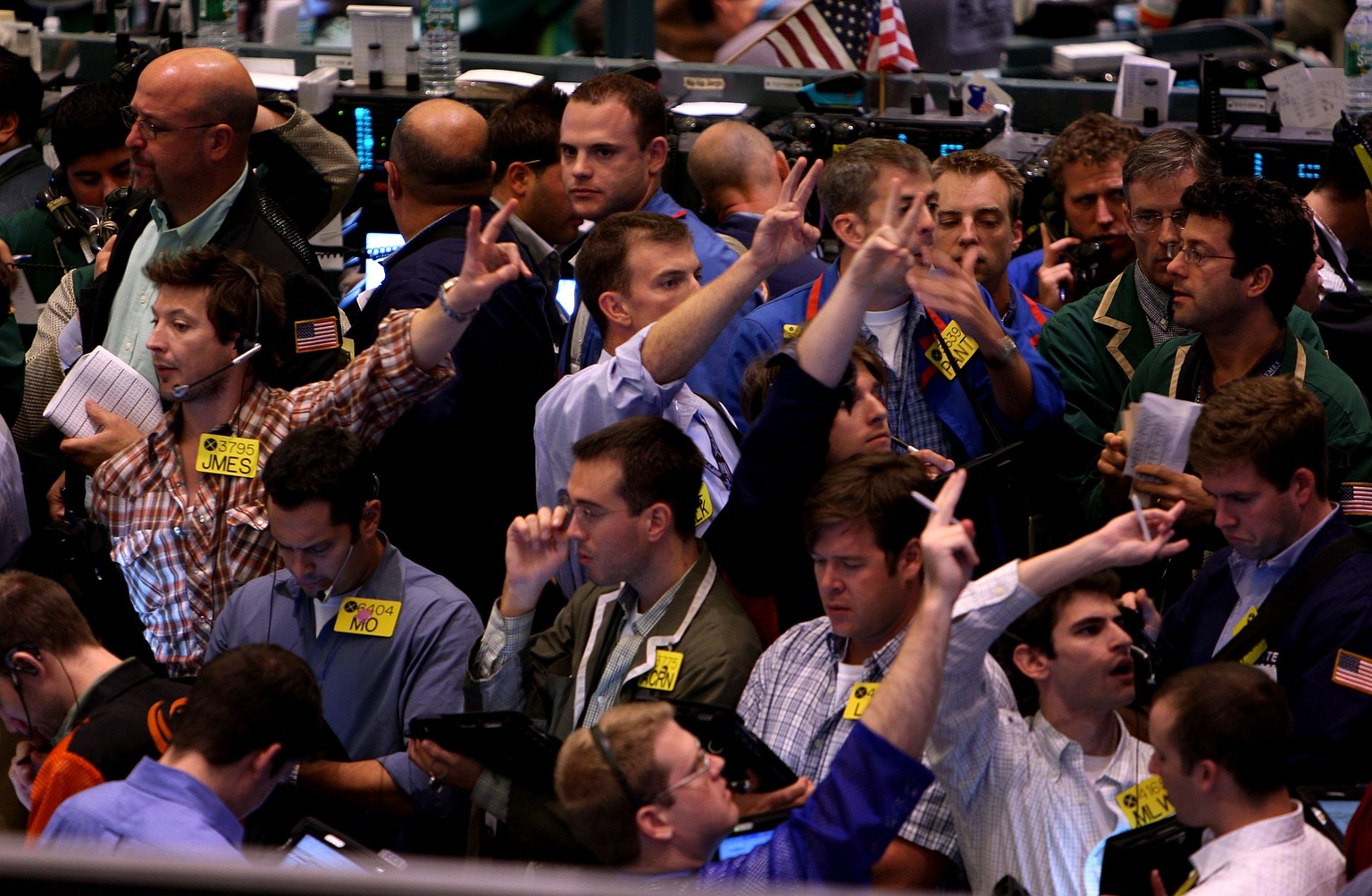 Stock index futures gain after better-than-expected November jobs report