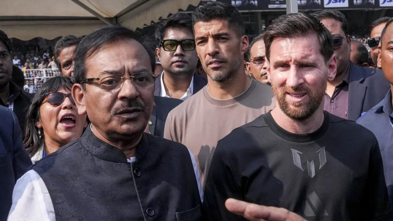Messi event fiasco: Sports minister Aroop Biswas submits resignation; Bengal CM Mamata to take ...