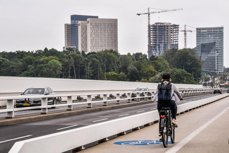 Amazon European hub in Luxembourg braces for record job cuts