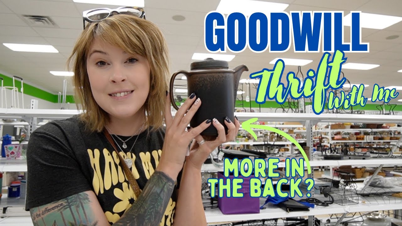 Is there more in the back? | Goodwill thrift with me | Reselling