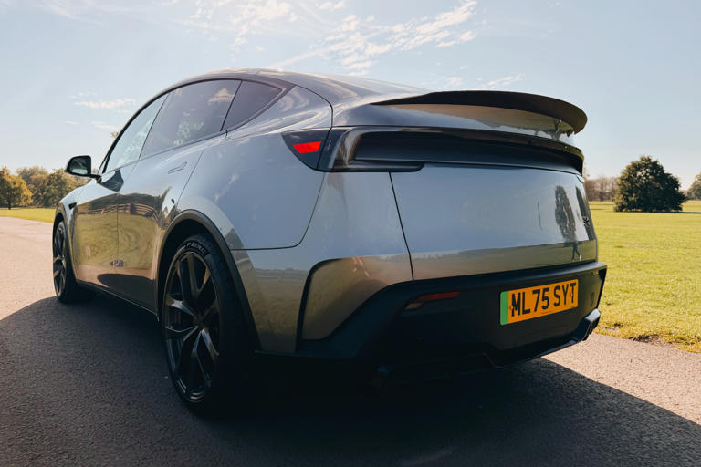 How do you make the best electric car even better? Tesla’s Model Y ...