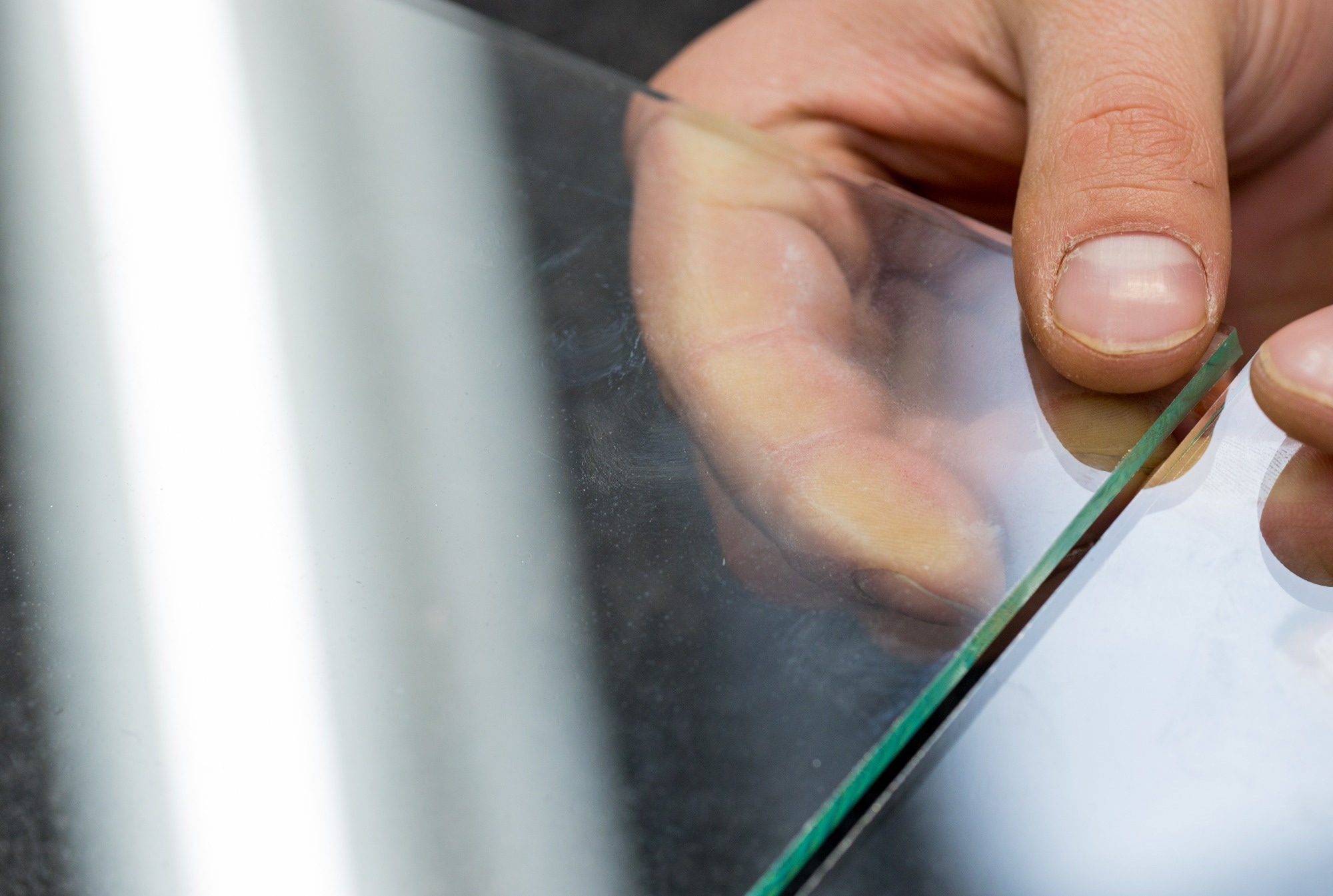 Ultra-fast light control in transparent ceramics explained