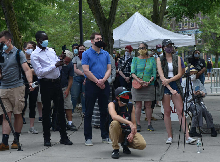 Ben Walsh sweated Syracuse’s small stuff. He leaves behind a trail of ...