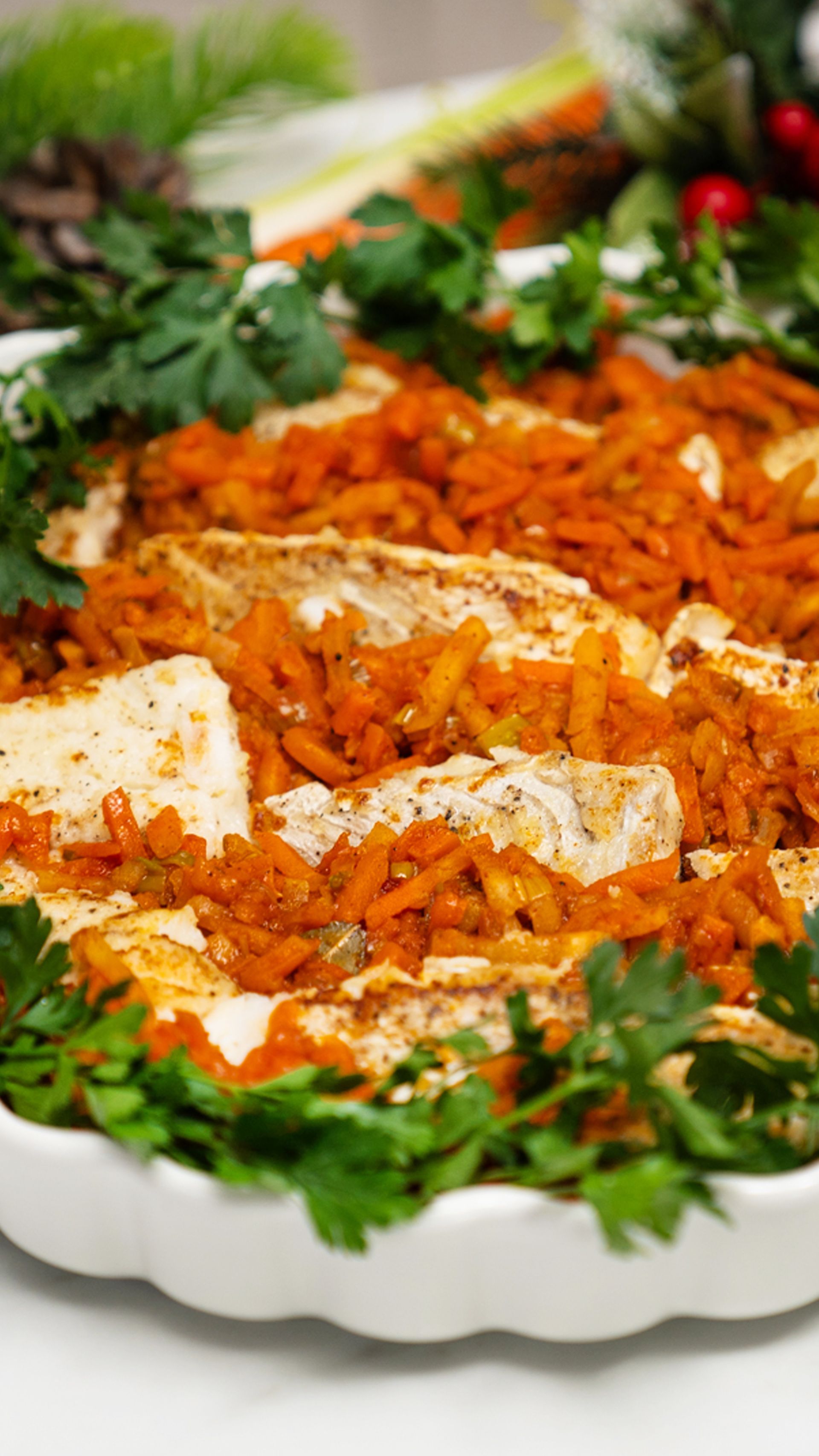 Obowiązkowa potrawa na wigilijnym stole. Przepis na rybę po grecku ...