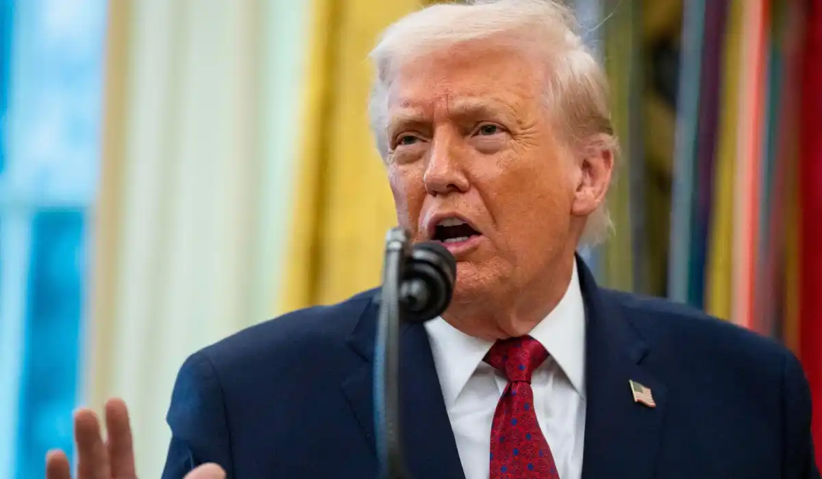 Il Wall Street Journal ha parlato dei lividi sulle mani di Donald Trump