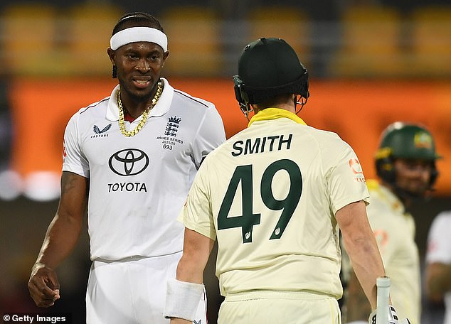 Aussie explains meaning behind Steve Smith's hand signal to Jofra ...