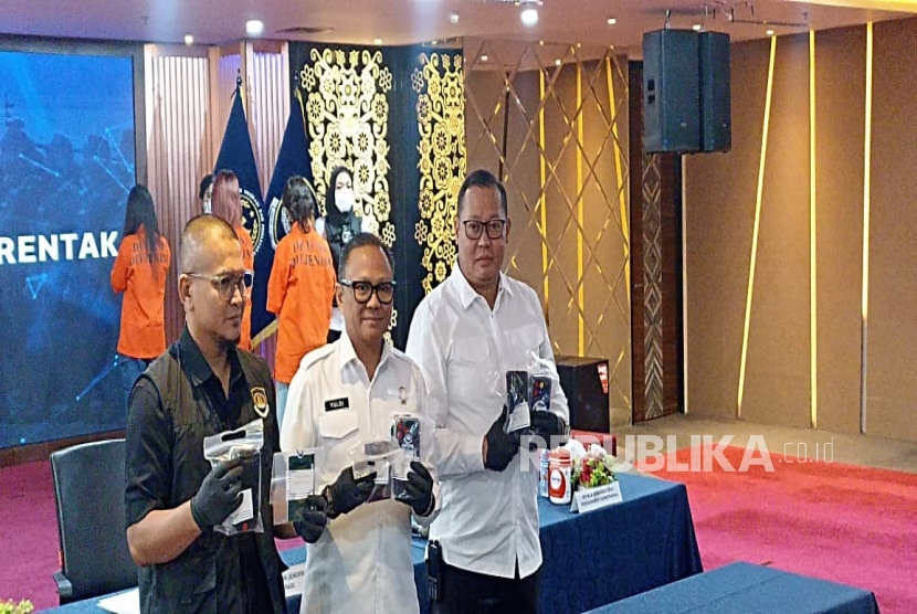 WN China dikabarkan buat kerusuhan di Ketapang, imigrasi: Pusat turun ...