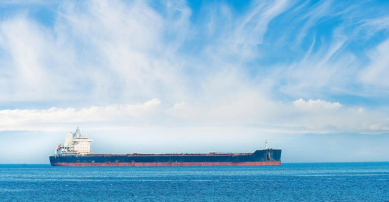 One of Putin’s oil-laden 'zombie tankers' drifts dangerously close to Spain