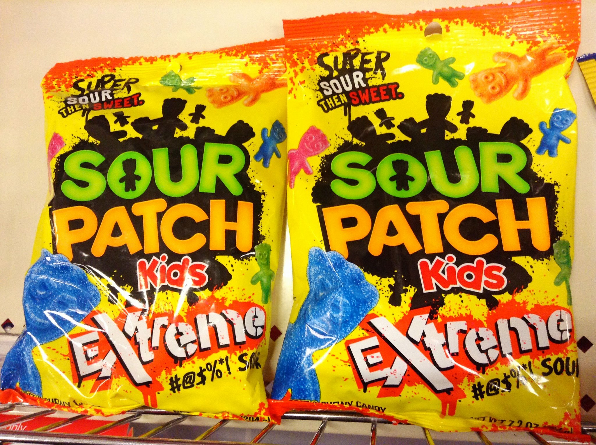 6 crazy sour candies that made 1990s kids cray