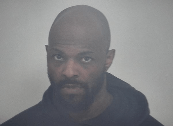 Chesapeake man charged after allegedly stealing vehicle with child inside