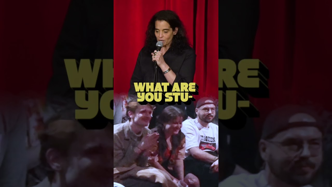 Comedian roasts audience member for their unique sitting style