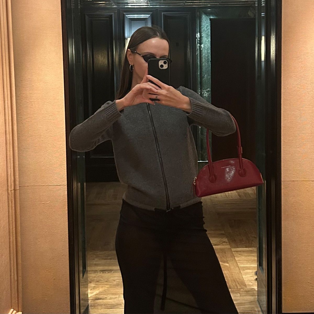 I'm a fashion editor in NYC—this is the one handbag I've been wearing ...