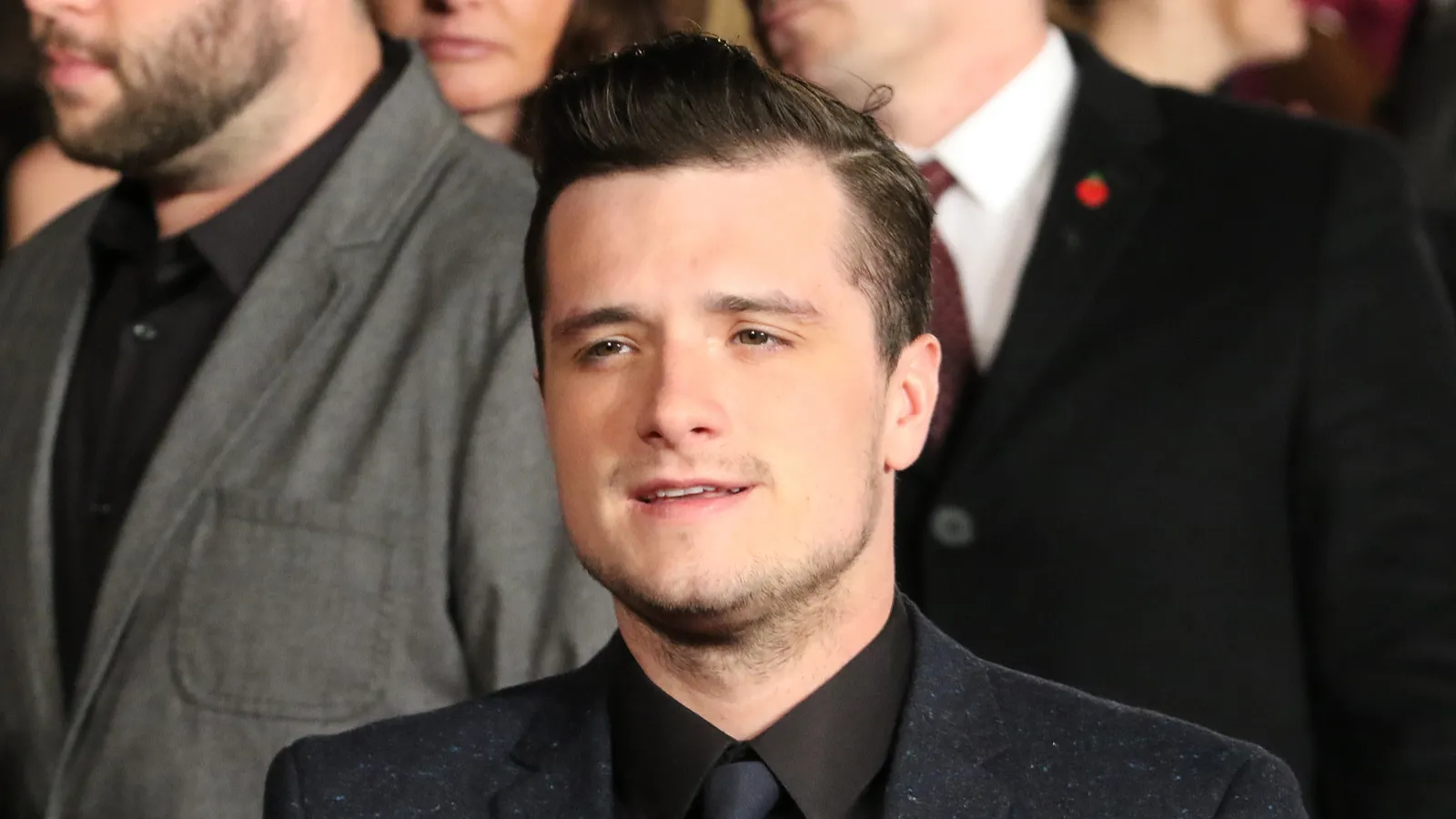 Jennifer Lawrence & Josh Hutcherson reunite for Hunger Games prequel ...