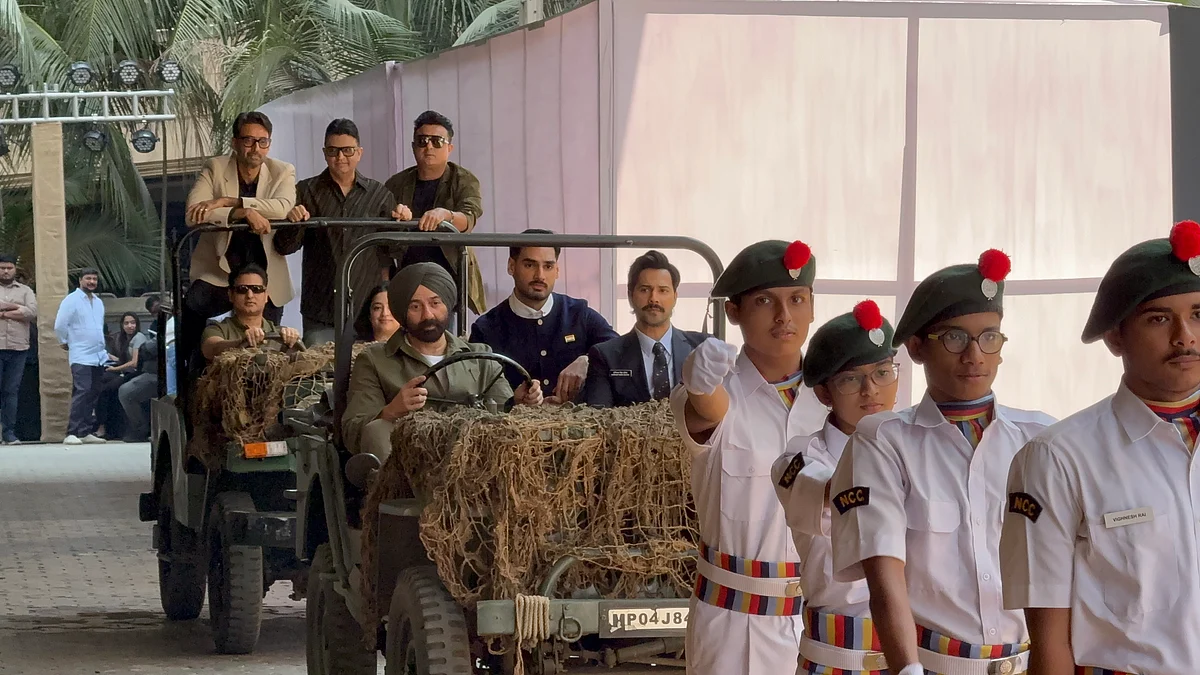 Sunny Deol gets teary-eyed at his first public event after Dharmendra's ...