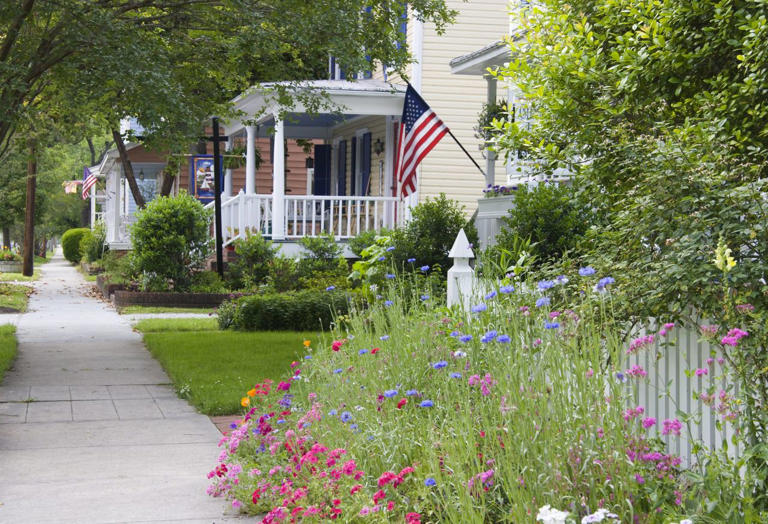 This charming North Carolina town inspired 'The Notebook'—and it feels ...