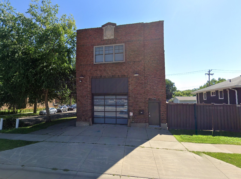An ex-NFL lineman is selling his St. Paul firehouse-turned-home for $1.25M
