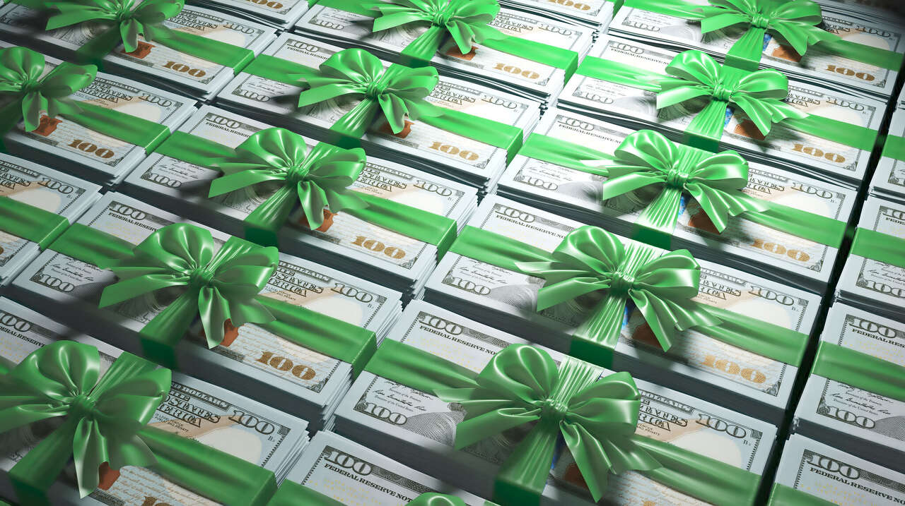 Holiday surge pushes Powerball to sixth-largest jackpot ever, $1.25 ...