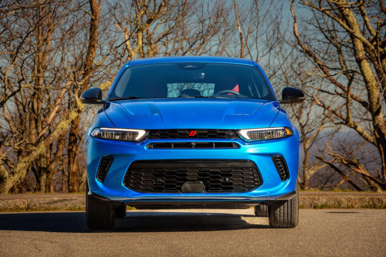 Dodge officially kills Hornet after sales collapse