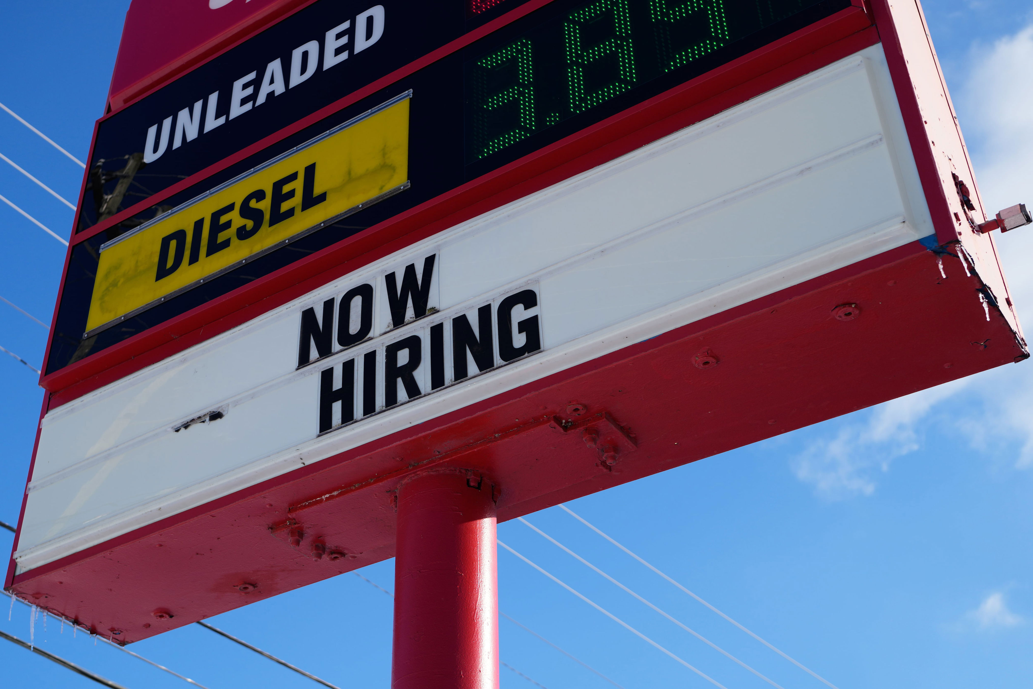 US labor market cools as unemployment hits four-year high