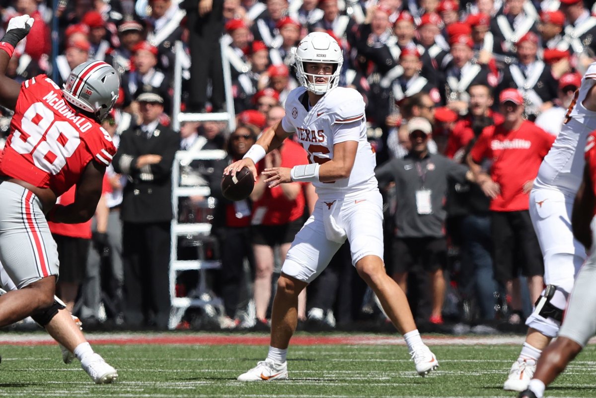 Arch Manning to return to Texas, skip 2026 NFL draft