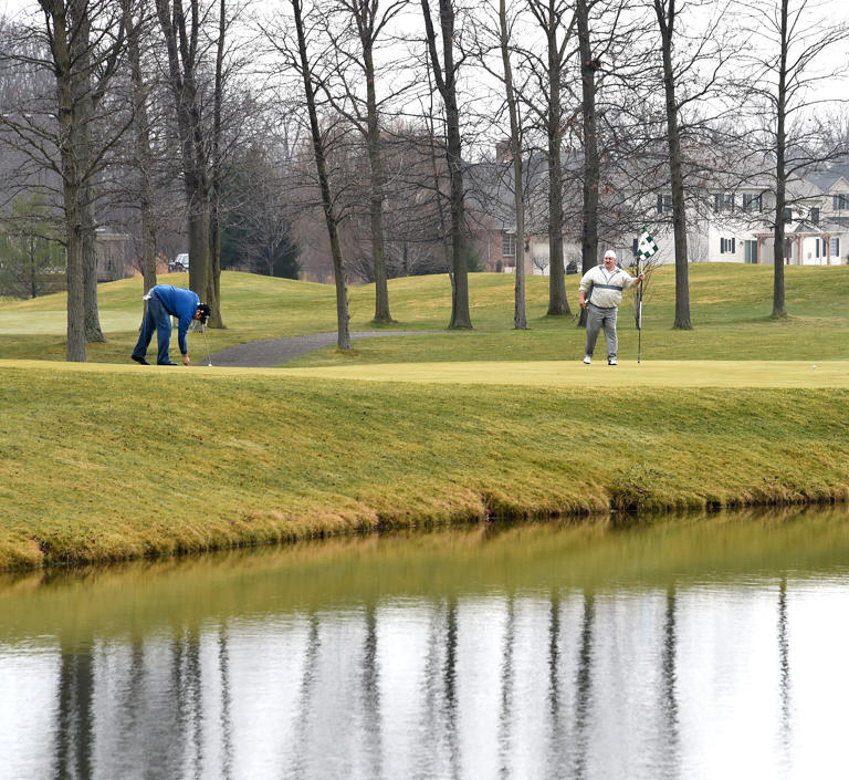 This Michigan golf course near Detroit is for sale for $2.5 million